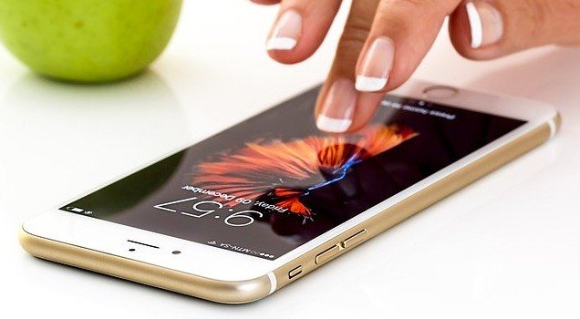 10 Types of Smartphone Displays, Touchscreens